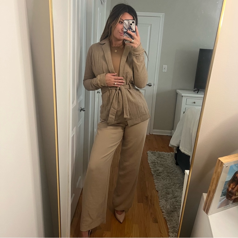 Mark Heister Beige Wool Cashmere Belted Jacket! - Gem